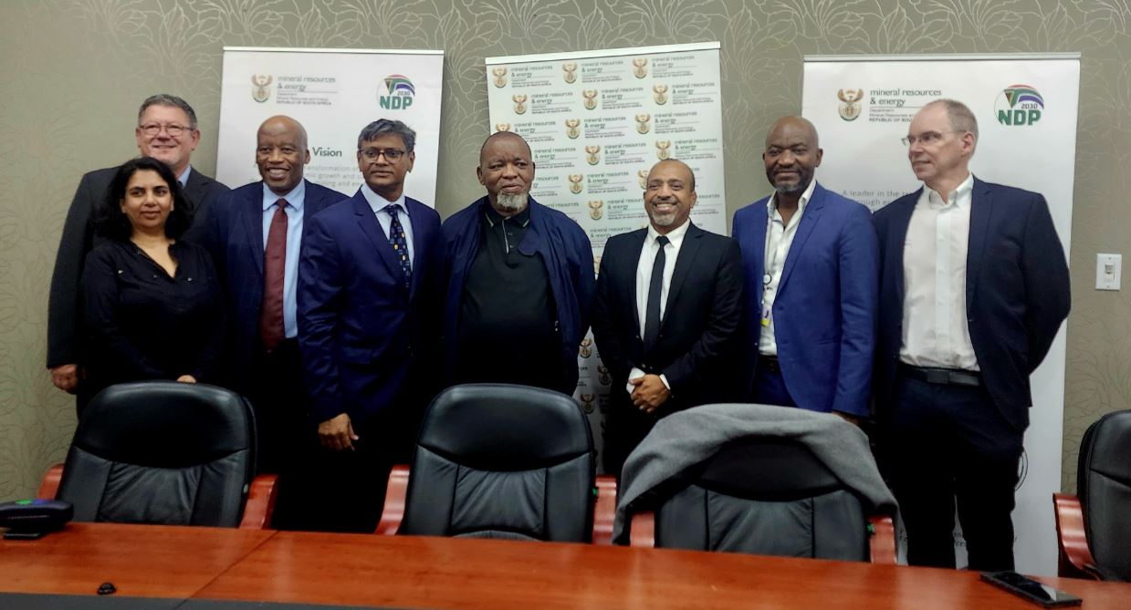 ACWA Power Signs PPA for hybrid dispatchable renewable Energy Project ...